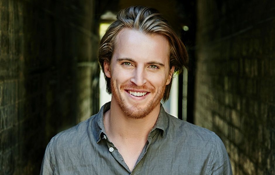 It’s Official. Thom’s an Outstanding Performer. – BrisVO